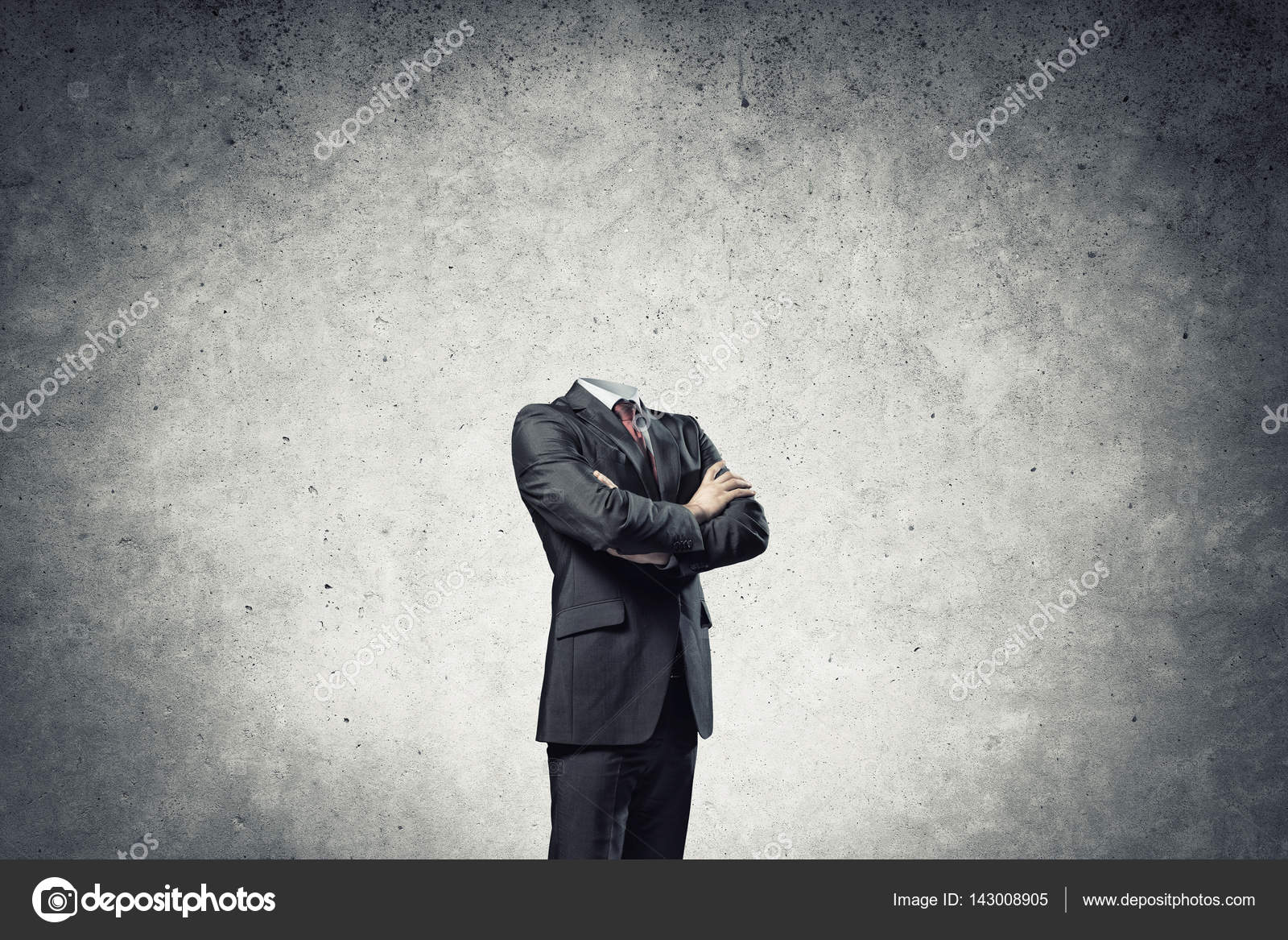 Businessman without head — Stock Photo © Khakimullin #143008905