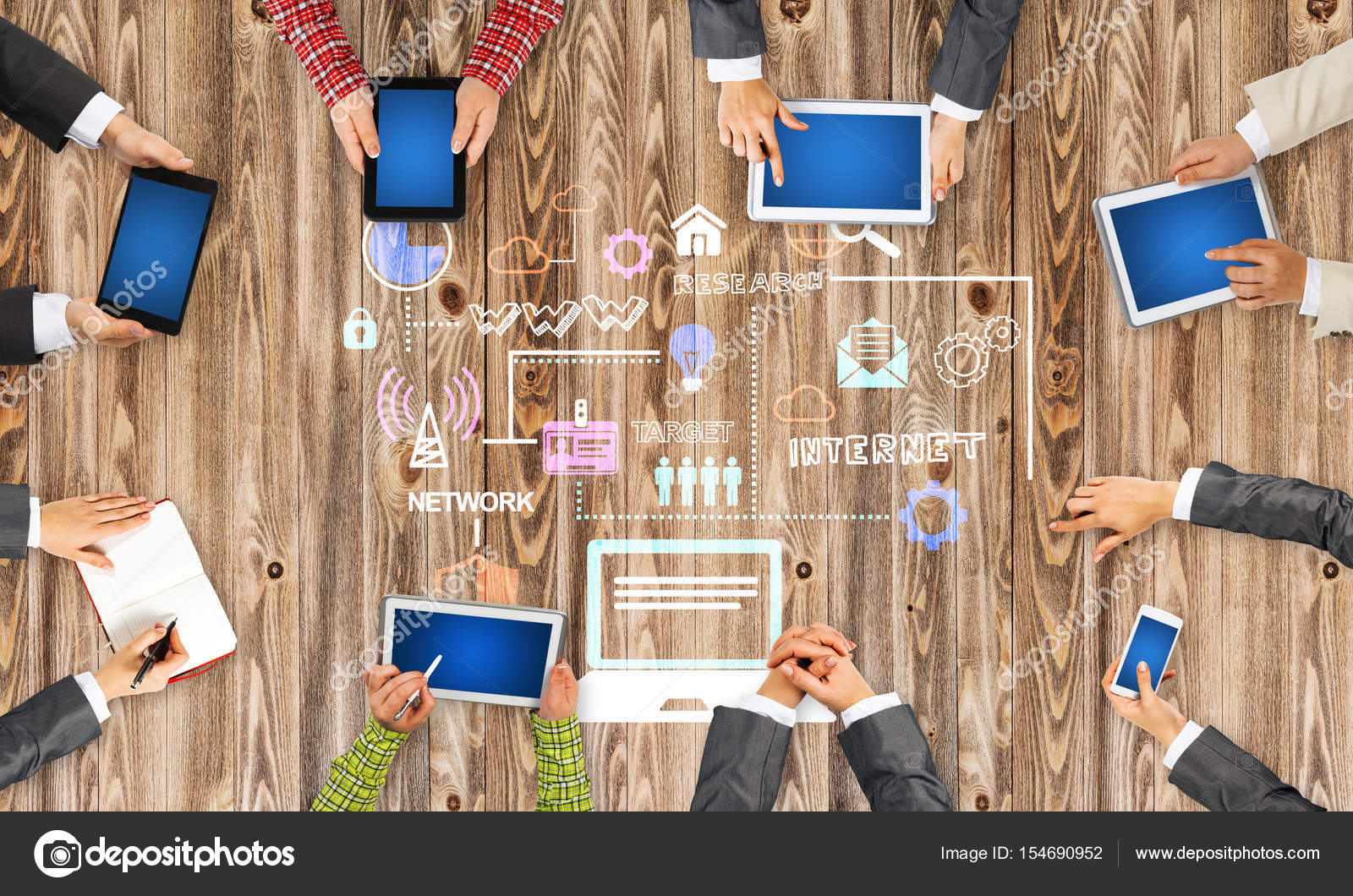 Group of people with devices — Stock Photo © Khakimullin #154690952