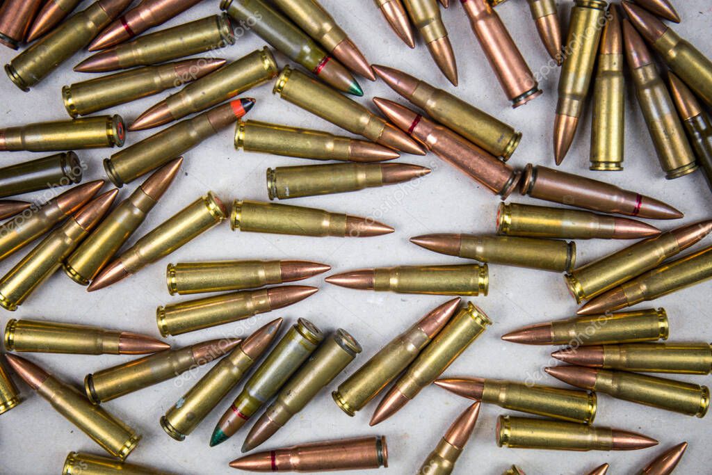 Munición, balas de rifle, artillería, armas para la guerra, defensa y ...