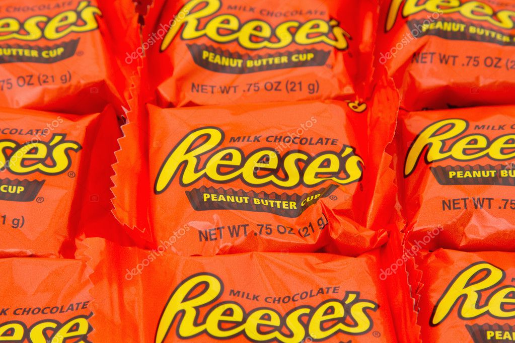 Reeses Candy Clipart Background