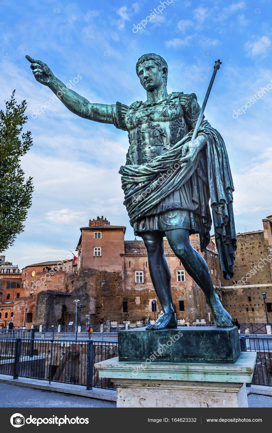 Augustus Caesar Statue Trajan Market Rome Italy — Stock Photo ...