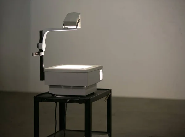 Overhead projector Stock Photos, Royalty Free Overhead projector Images ...