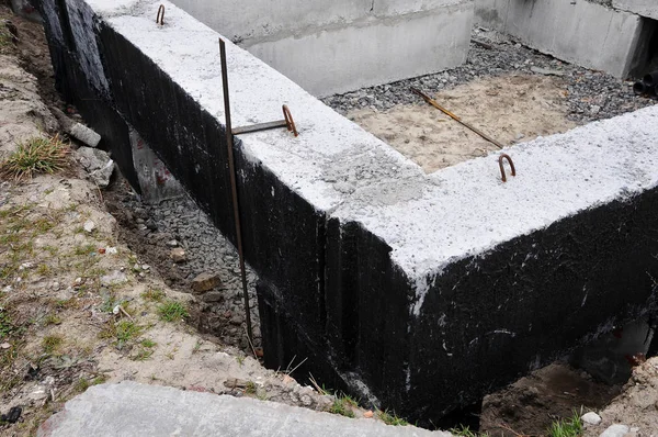 Waterproofing foundation bitumen. Foundation Waterproofing, Damp ...