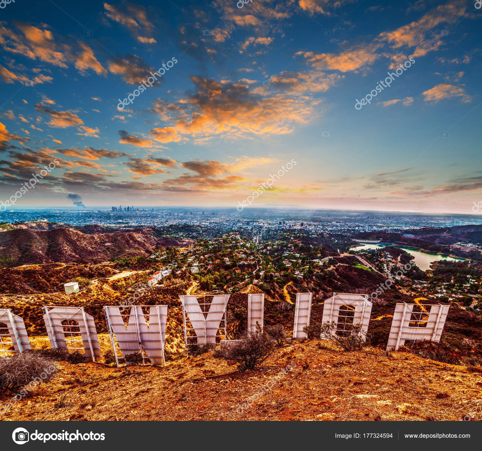 Hollywood Sunset Sign Wallpaper