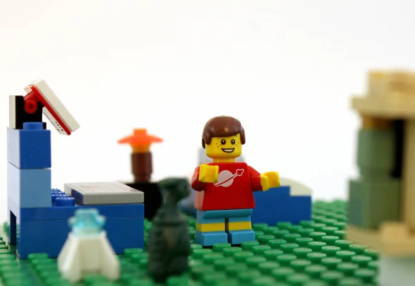 Lego baby Stock Photos, Royalty Free Lego baby Images | Depositphotos