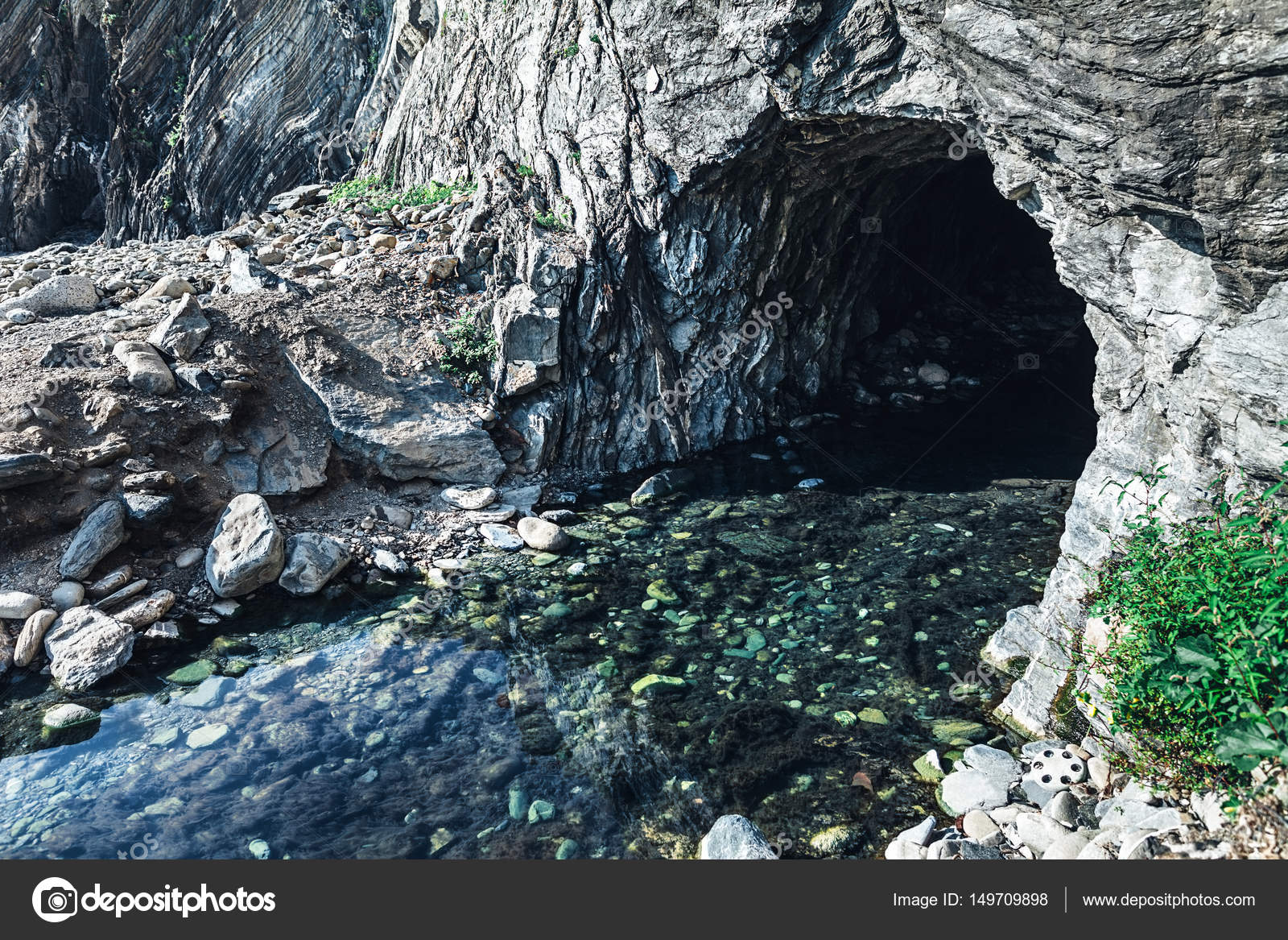 Underground river and cave — Stock Photo © Gladkov #149709898