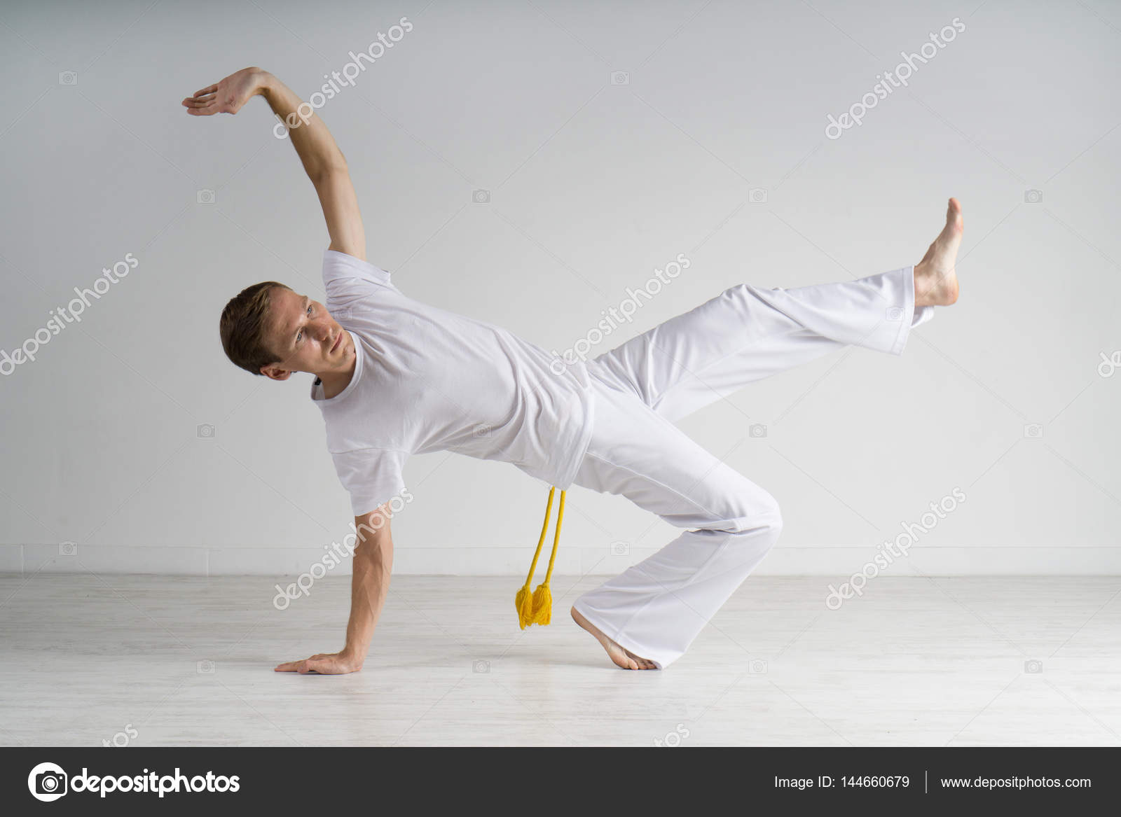 Man practicing Capoeira , brazilian martial Art. Stock Photo by ©wasja ...