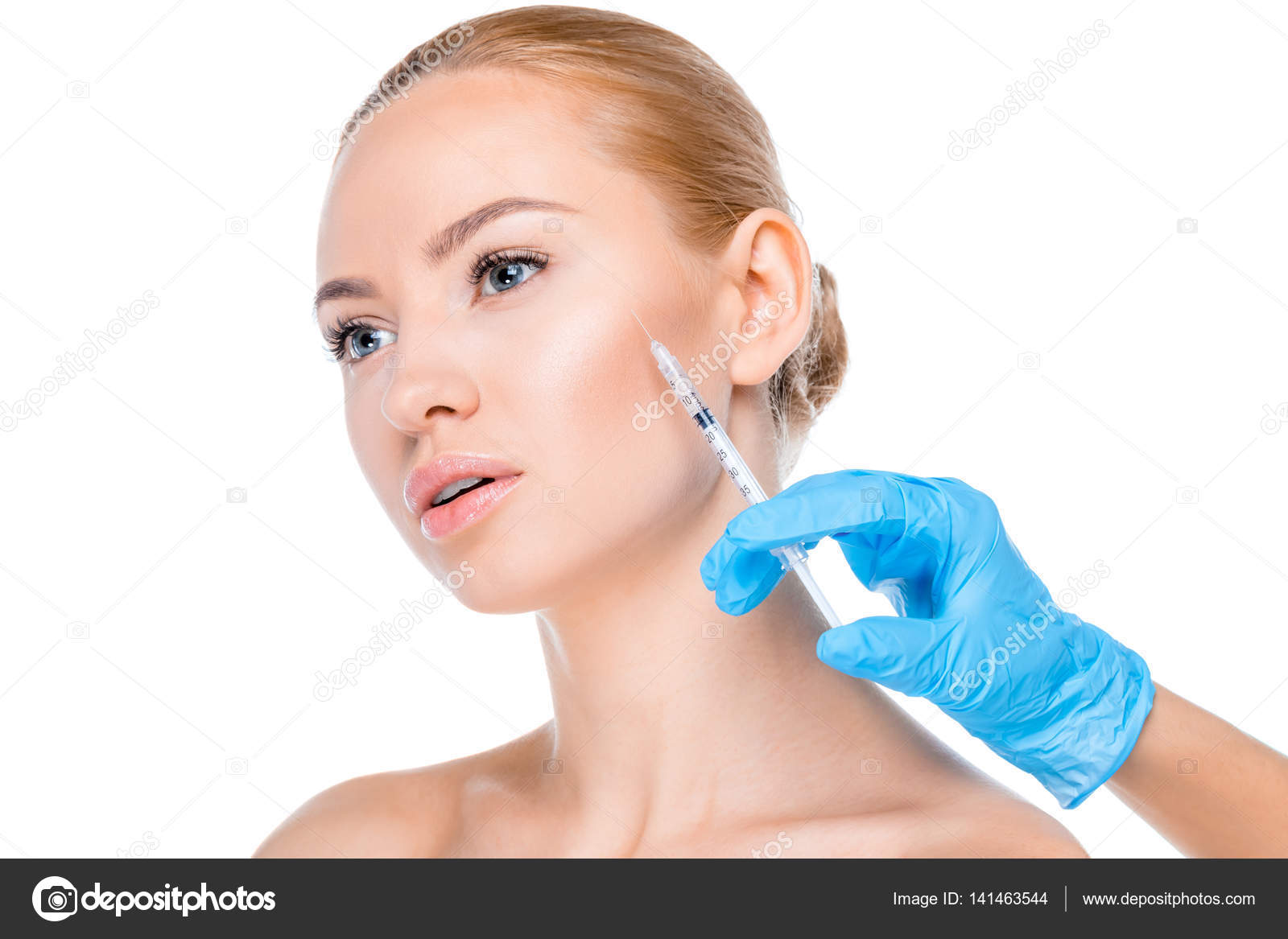Female botox injection — Stock Photo © VikaOvcharenko #141463544