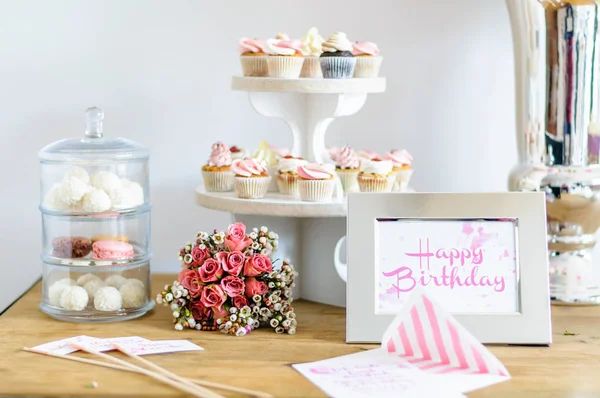 Happy birthday table Images - Search Images on Everypixel