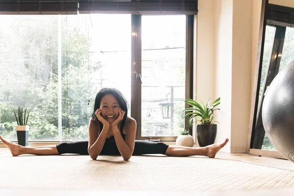 Split position Stock Photos, Royalty Free Split position Images ...