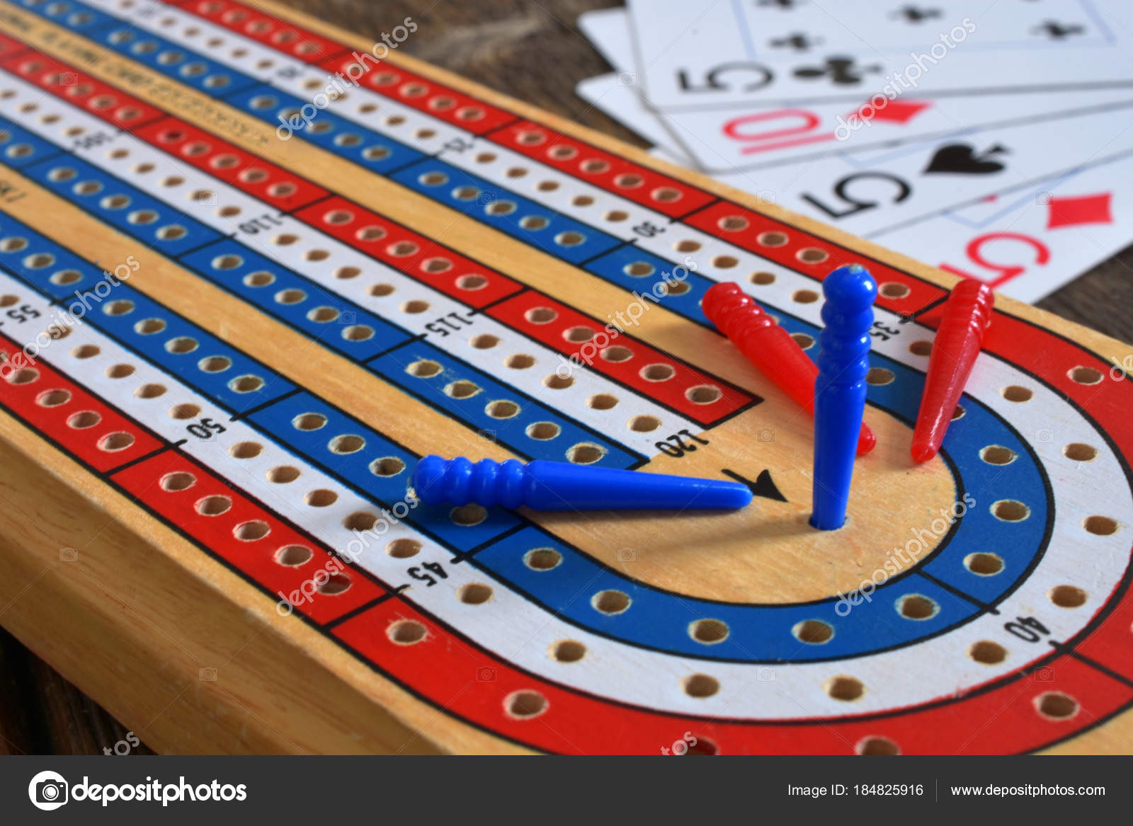 Close Image Old Wooden Cribbage Board Playing Cards — Stock Photo ...