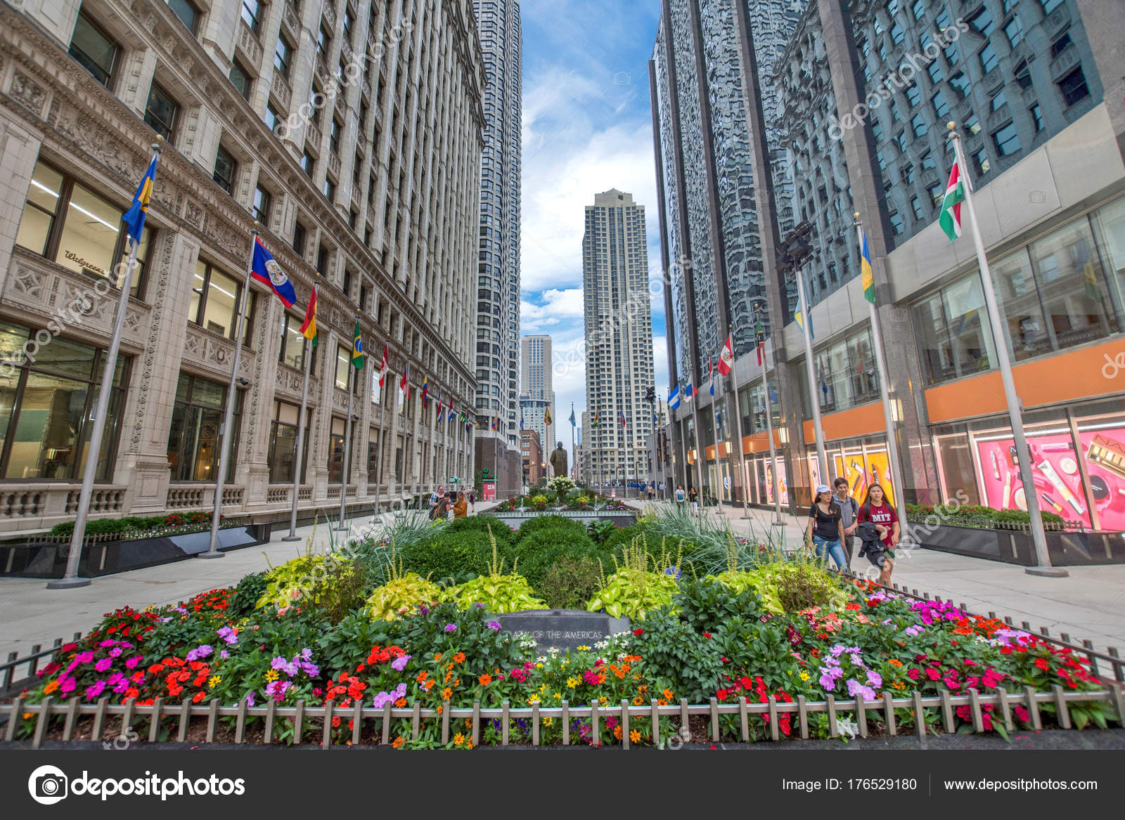 Old Town Downtown District Chicago Illinois Magnificent Mile – Stock ...