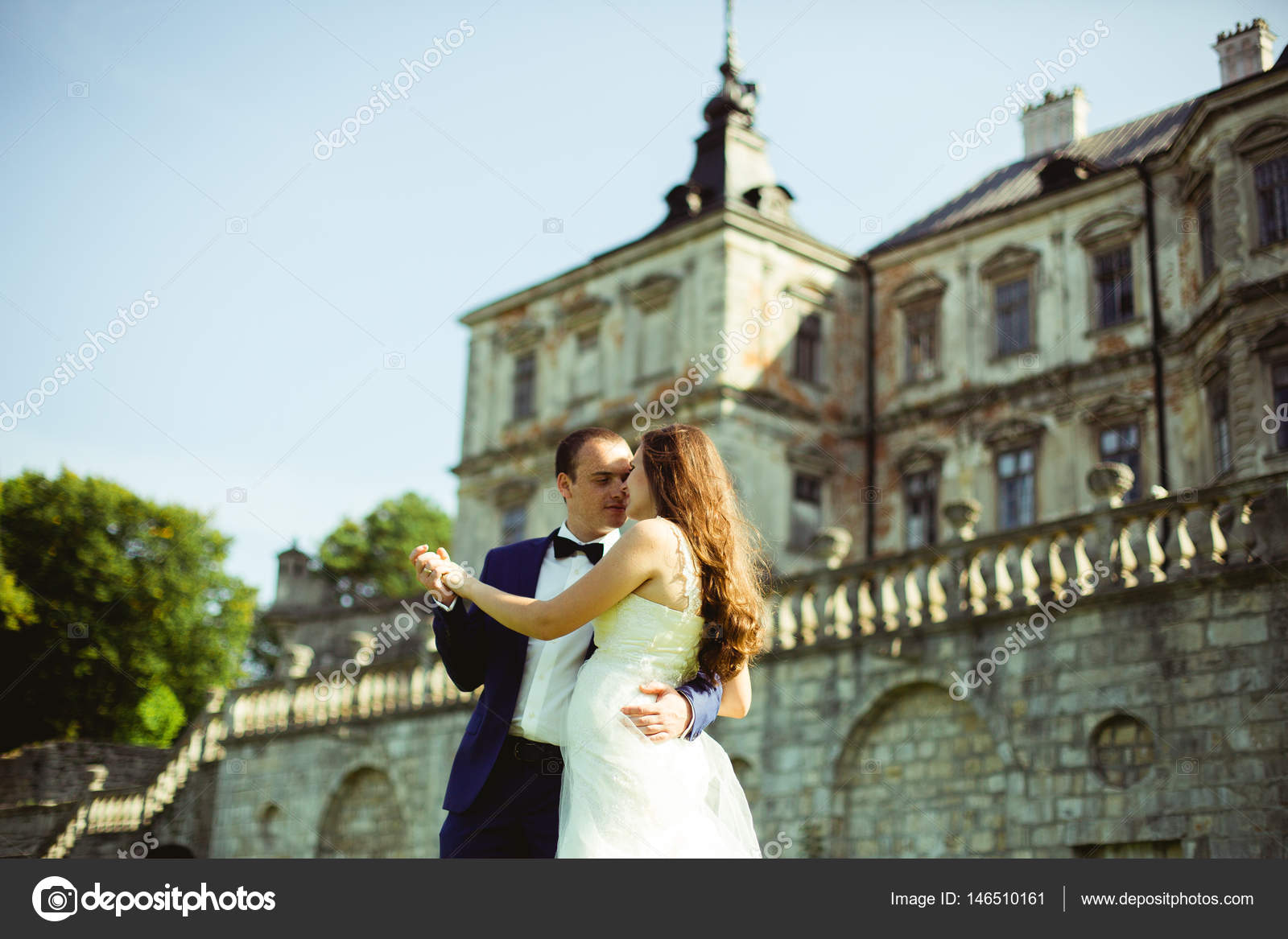 Retrato de novio y novia feliz: fotografía de stock © VAKSMANV101 ...