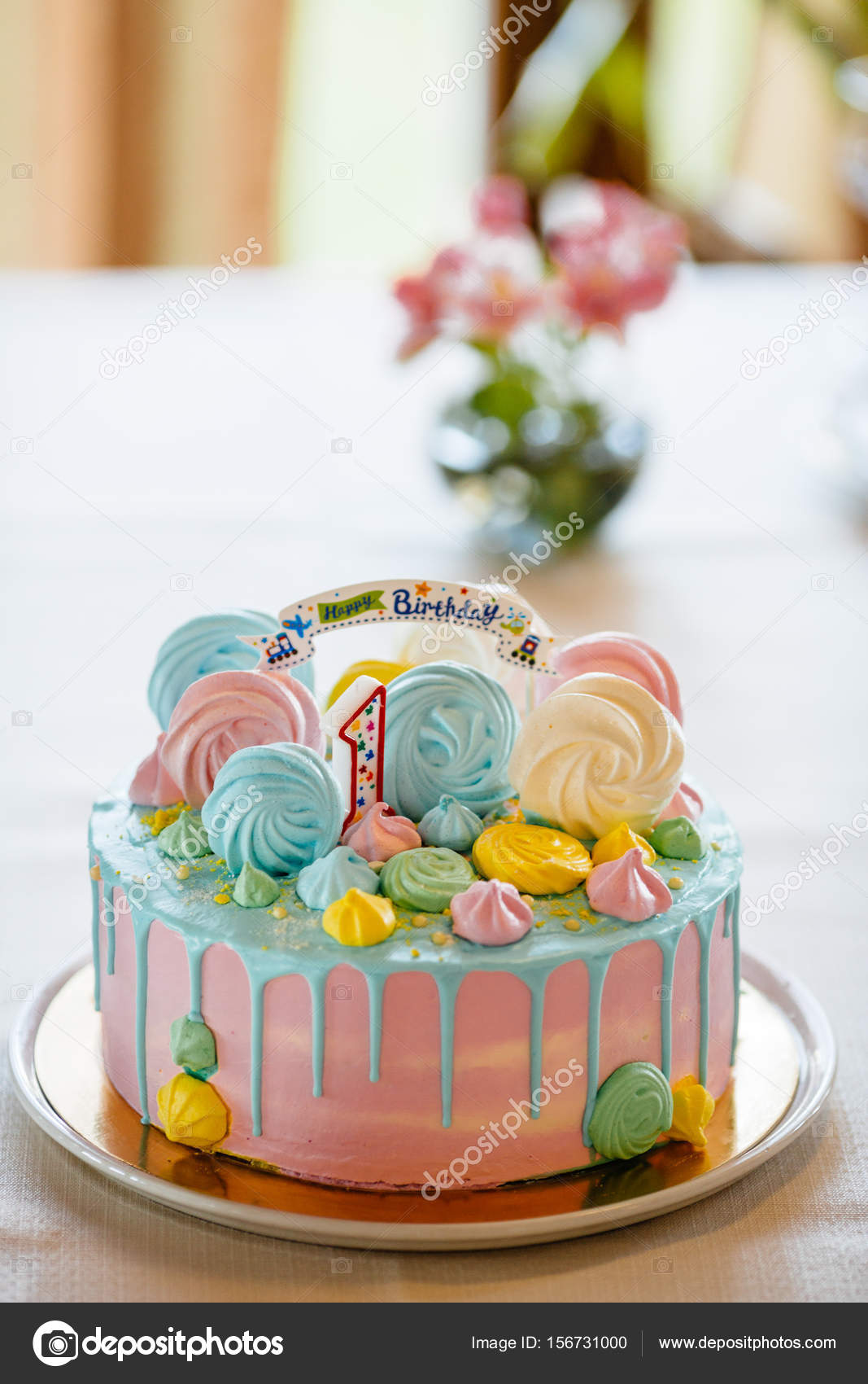 First year birthday cake Stock Photo by ©VAKSMANV101 156731000