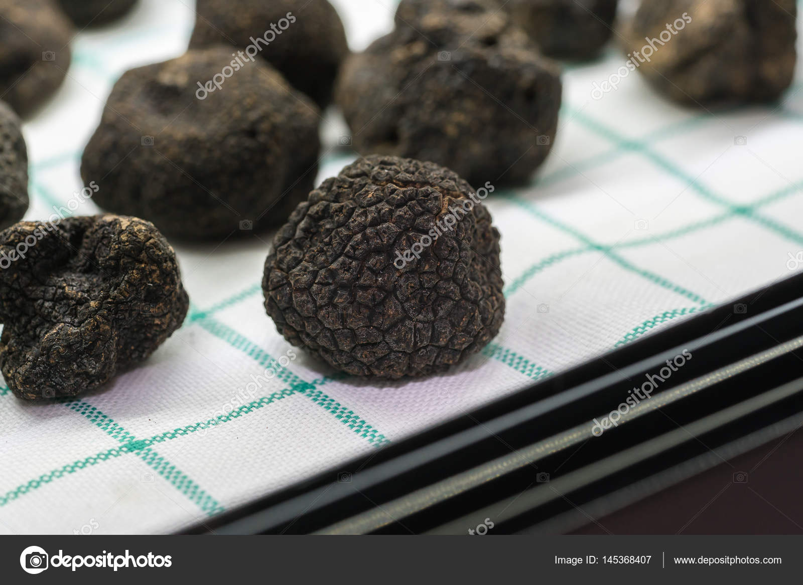 Seta de trufa negra: fotografía de stock © praphab@hotmail.com ...