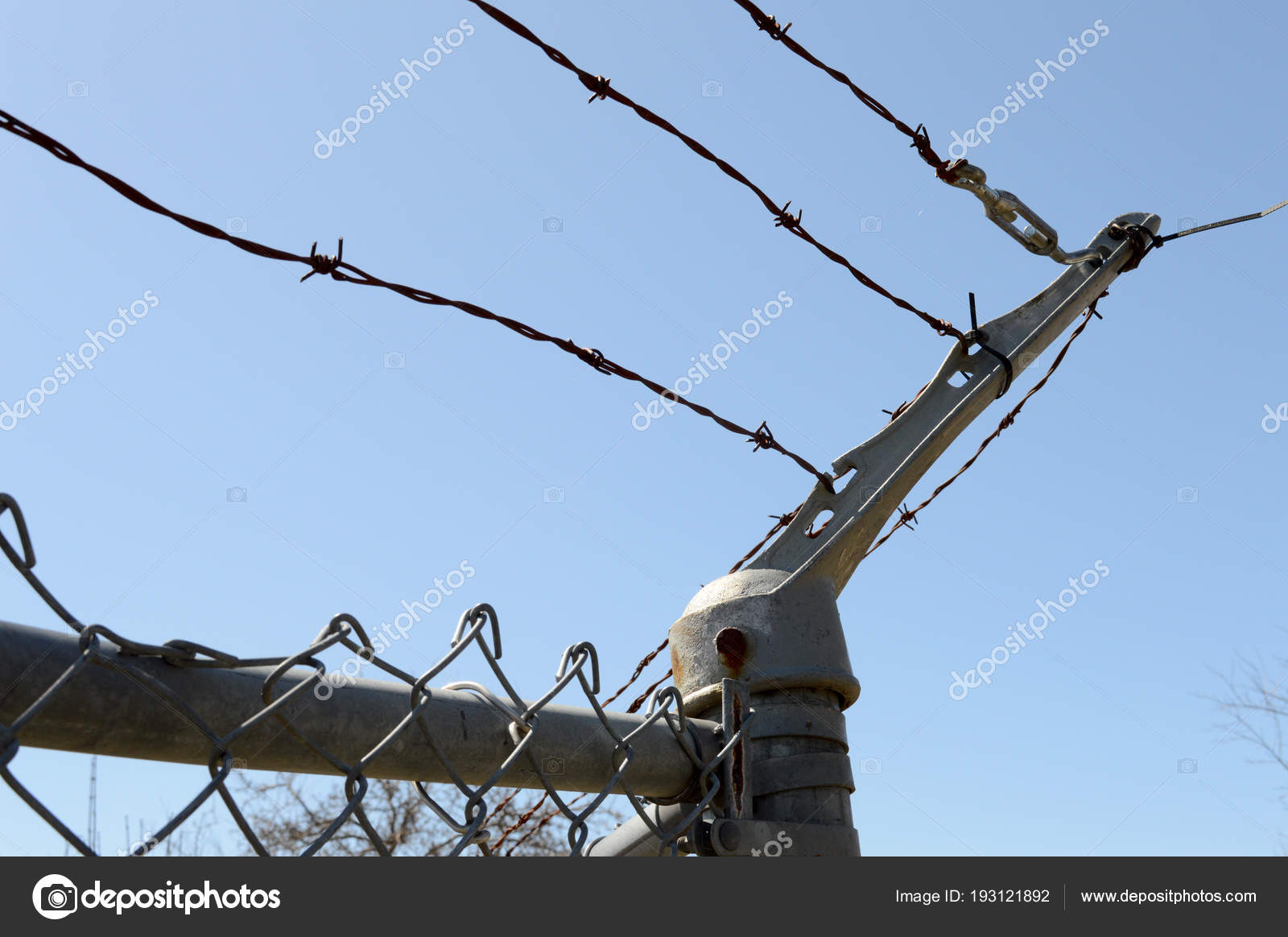 Barb Wire Fence — Stock Photo © AlphaBaby #193121892
