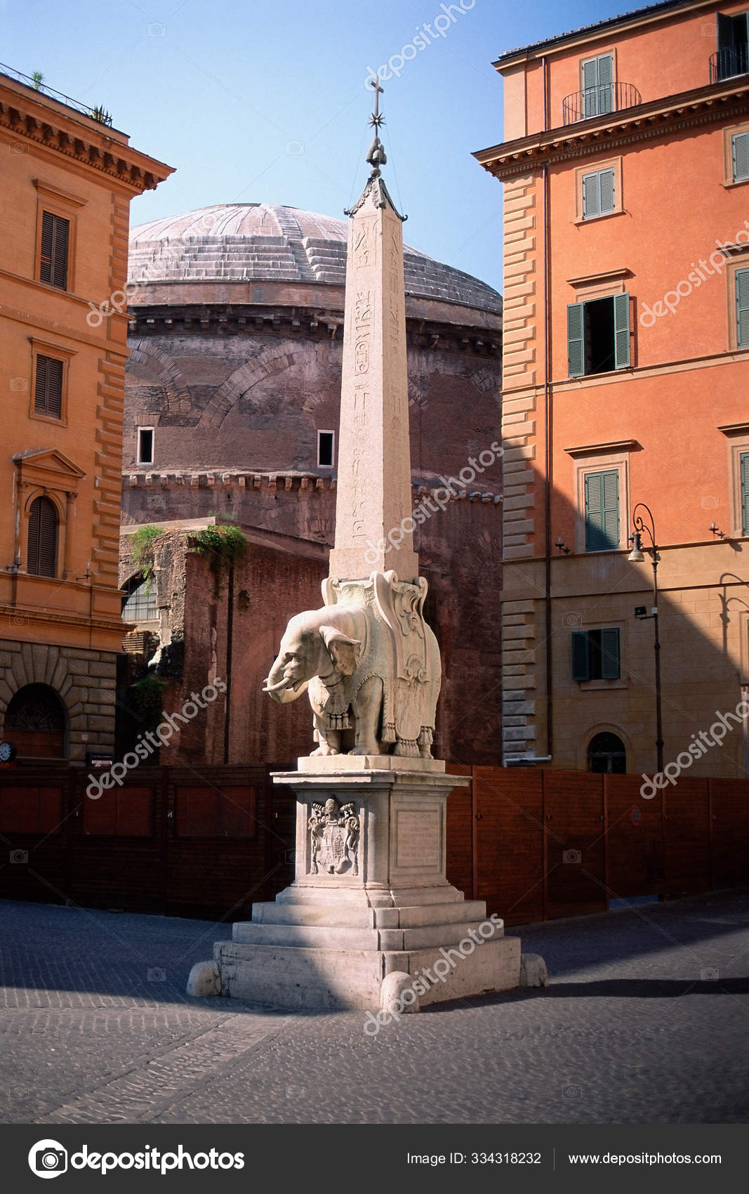 Elephant Monument Blue Sky — Stock Photo © ImageSource #334318232