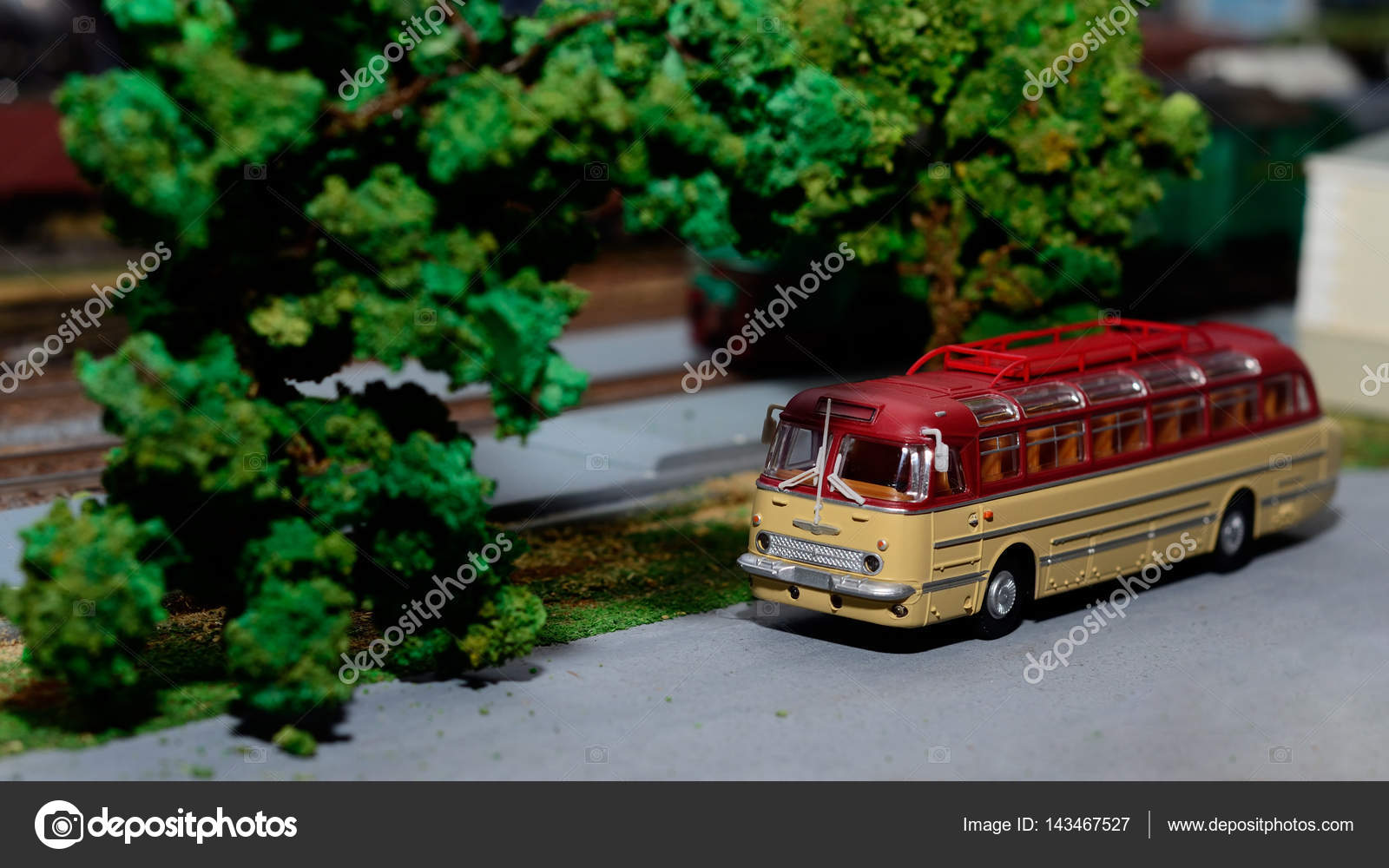 Old bus model on the station Stock Photo by ©Oleksandr_UA 143467527