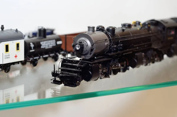 Model trenler Stock Photos, Royalty Free Model trenler Images ...