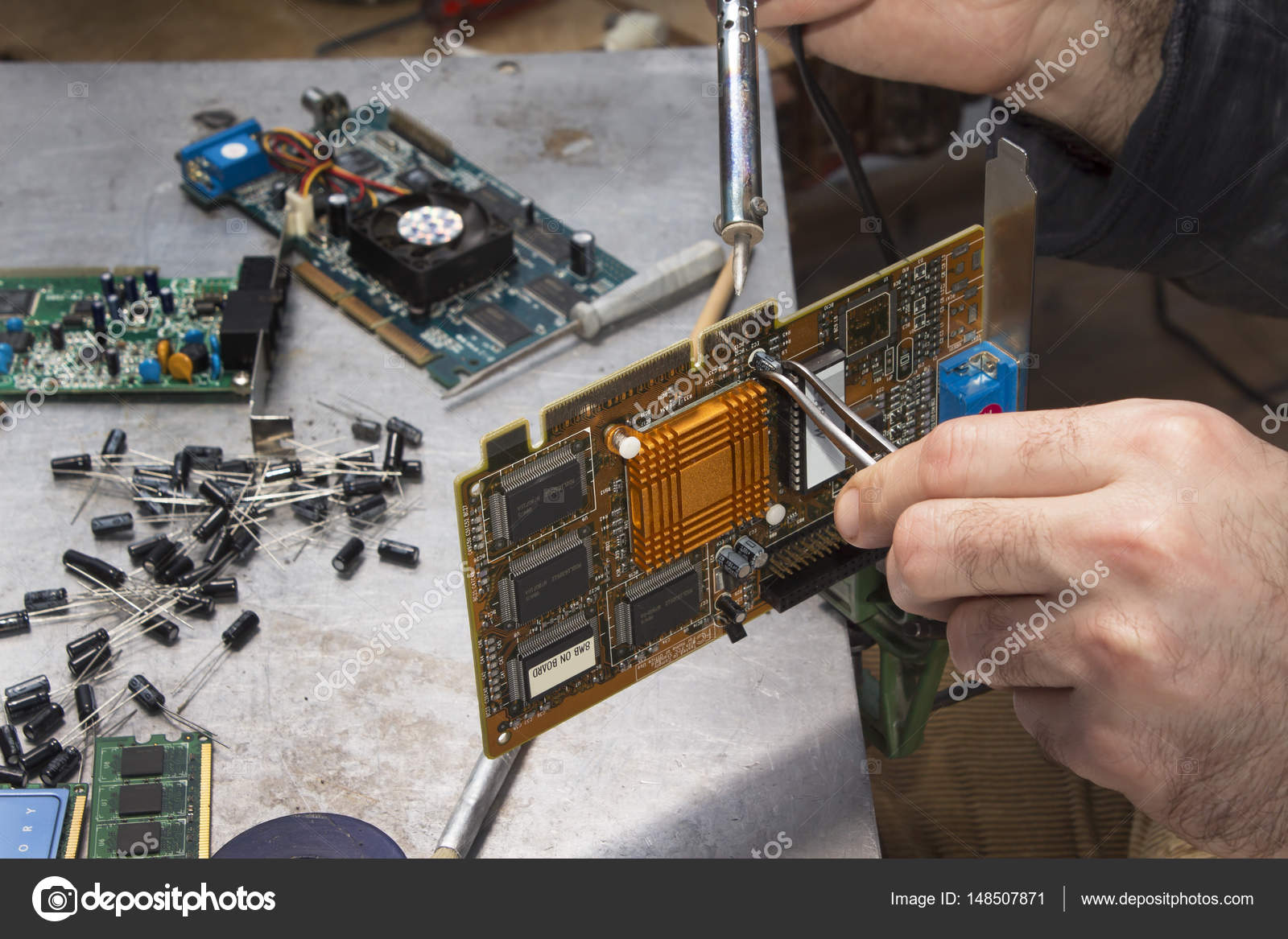 Repair of computer hardware. Modem repair. Replacement of the capacitor ...