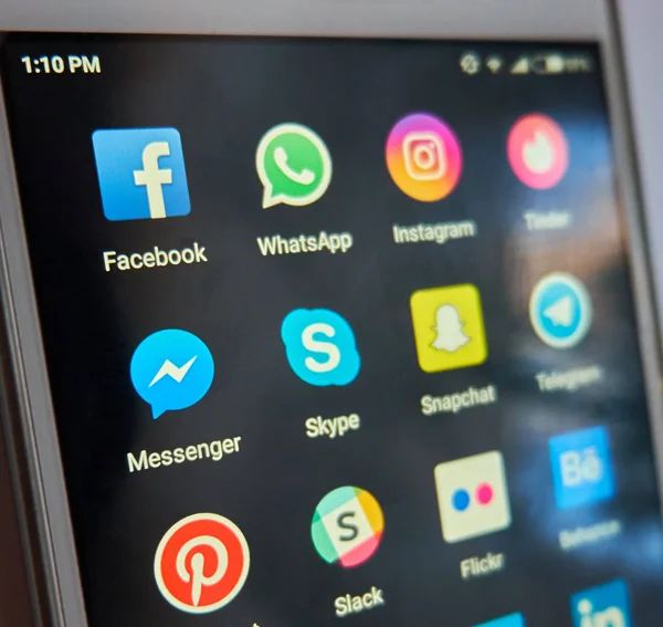 Modern communication social applications – Stock Editorial Photo ...