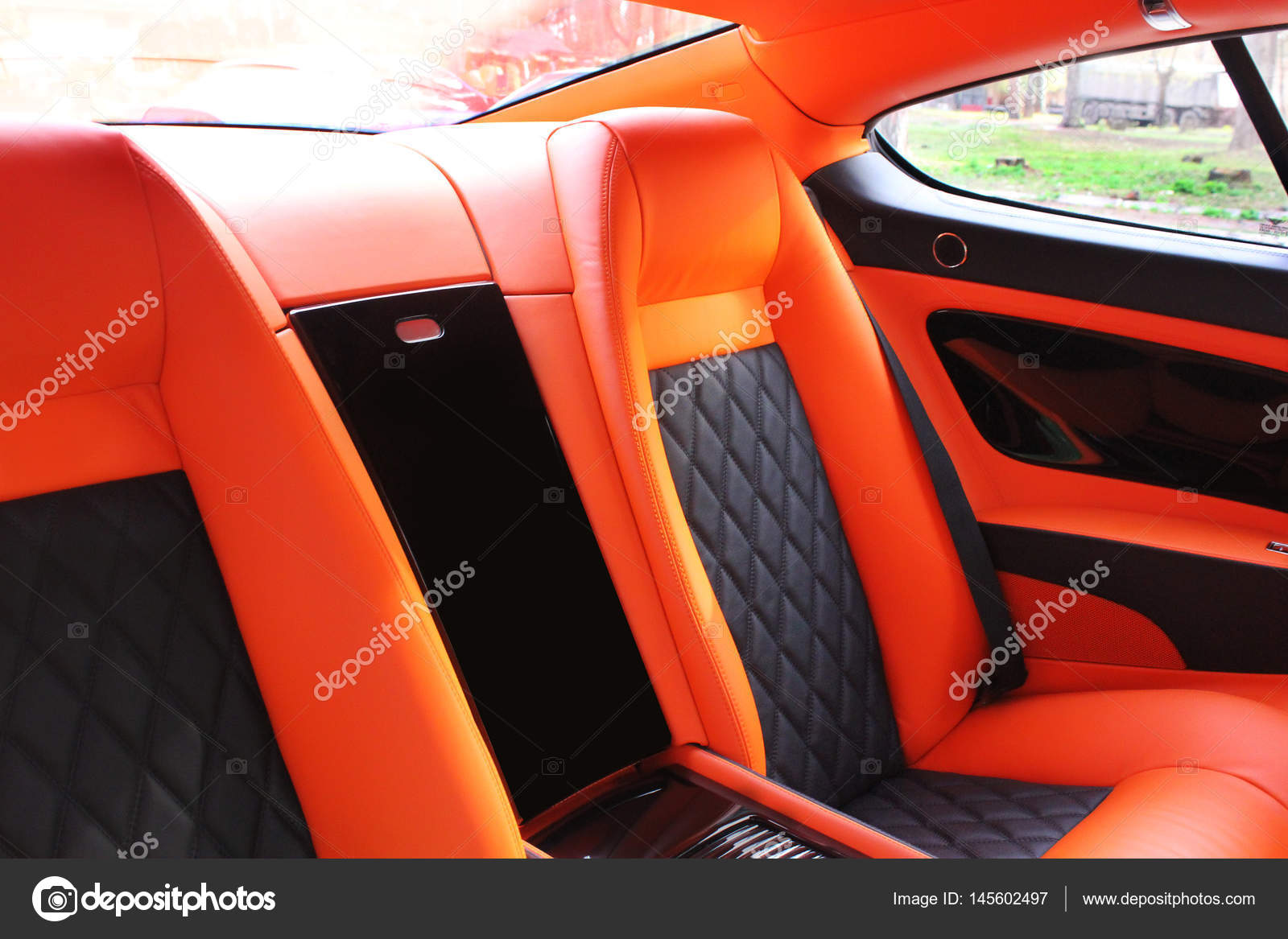 Car interior luxury service. Car interior details — Stock Photo © amor7 ...