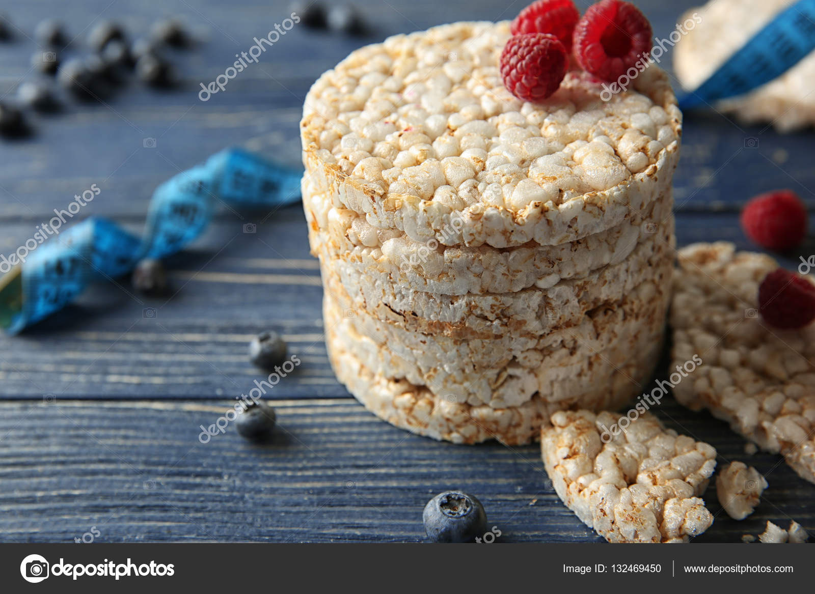 Round rice crispbreads — Stock Photo © belchonock #132469450
