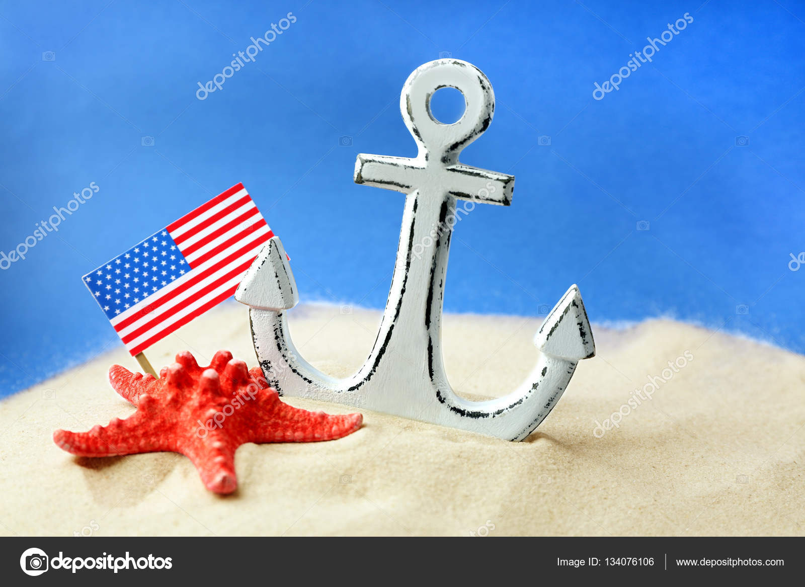 Ancla, estrellas de mar y bandera de EE.UU. — Foto de stock #134076106 ...