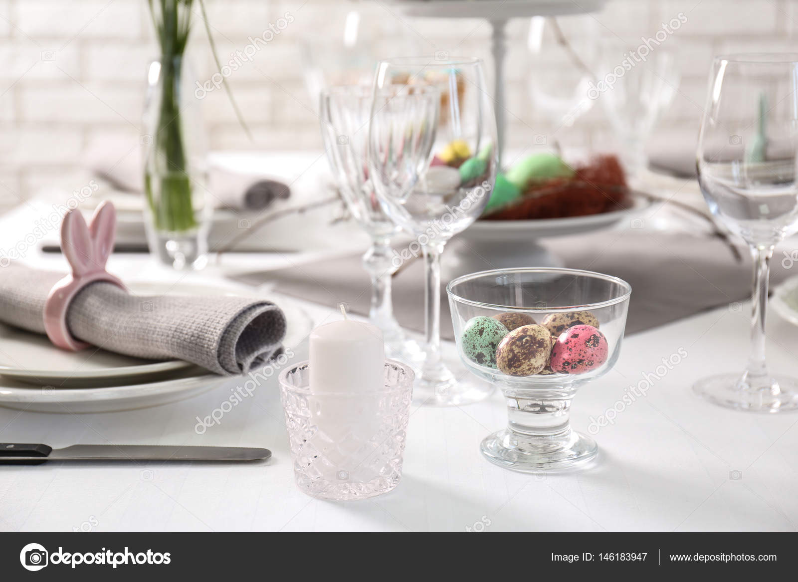 Beautiful Easter table Stock Photo by ©belchonock 146183947