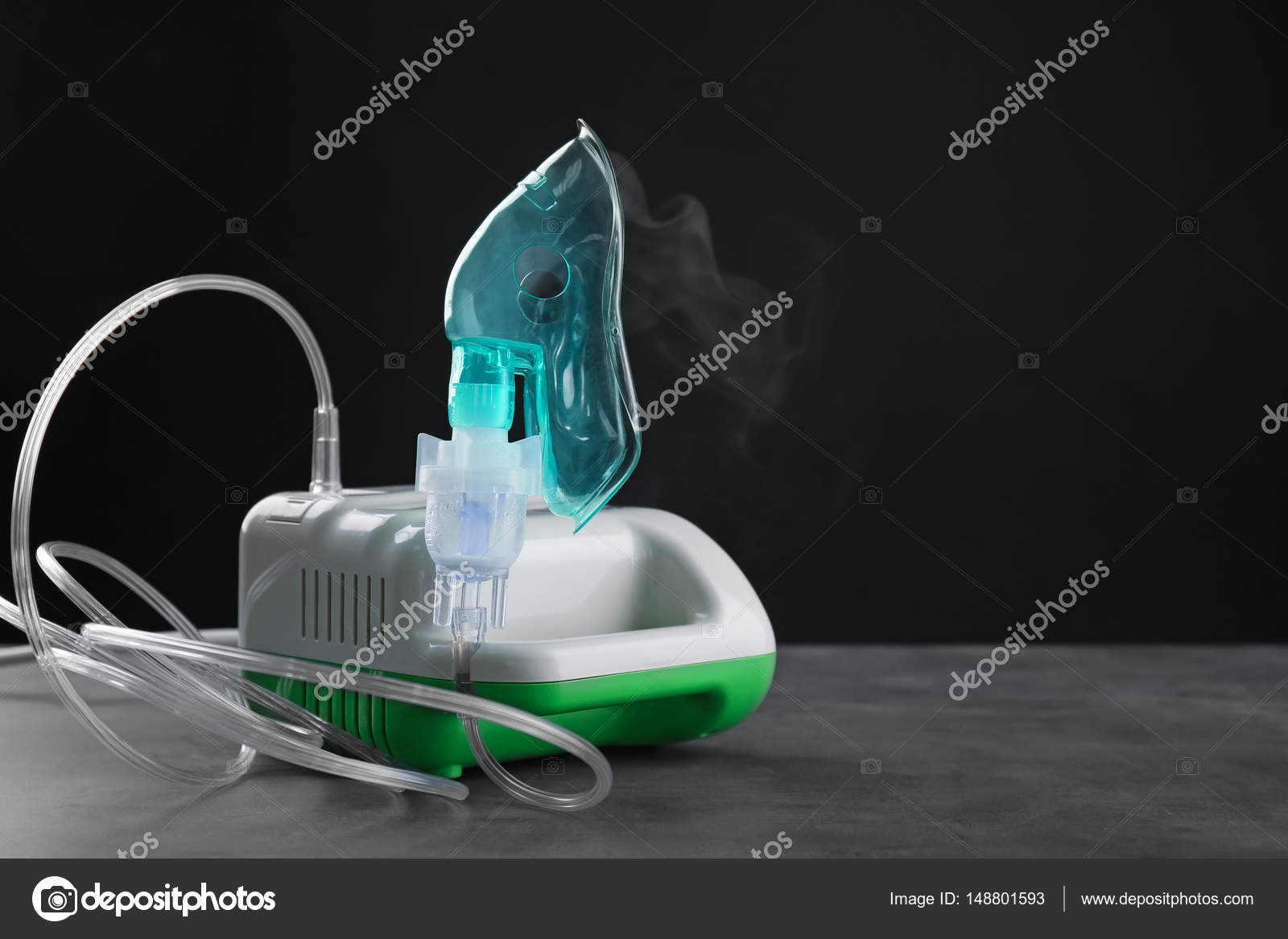 Compressor nebulizer with mask Stock Photo by ©belchonock 148801593