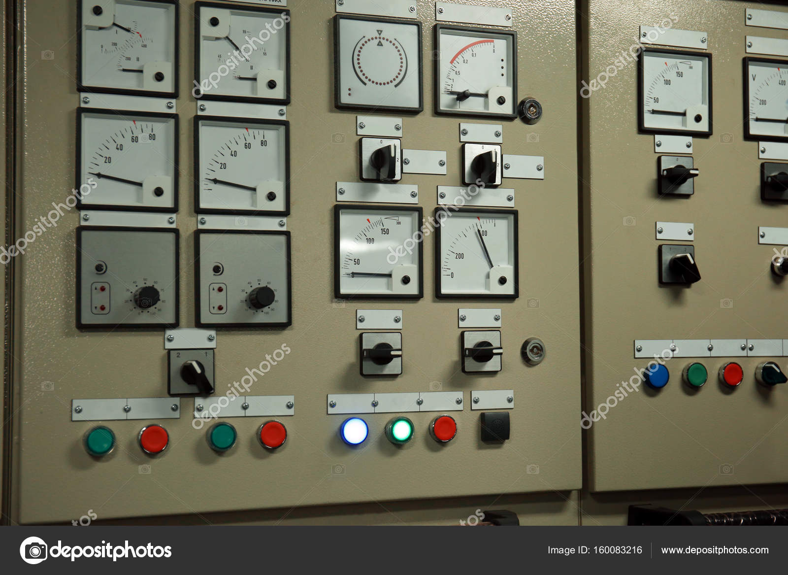 Control panel of vessel — Stock Photo © belchonock #160083216