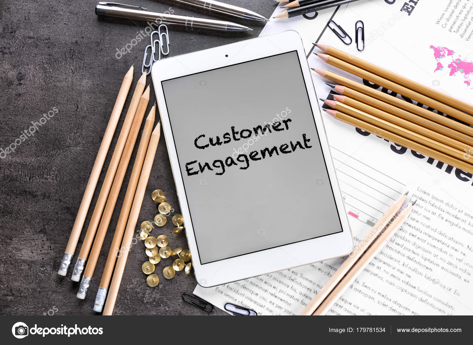 Tablet Text Customer Engagement Office Table — Stock Photo © belchonock ...
