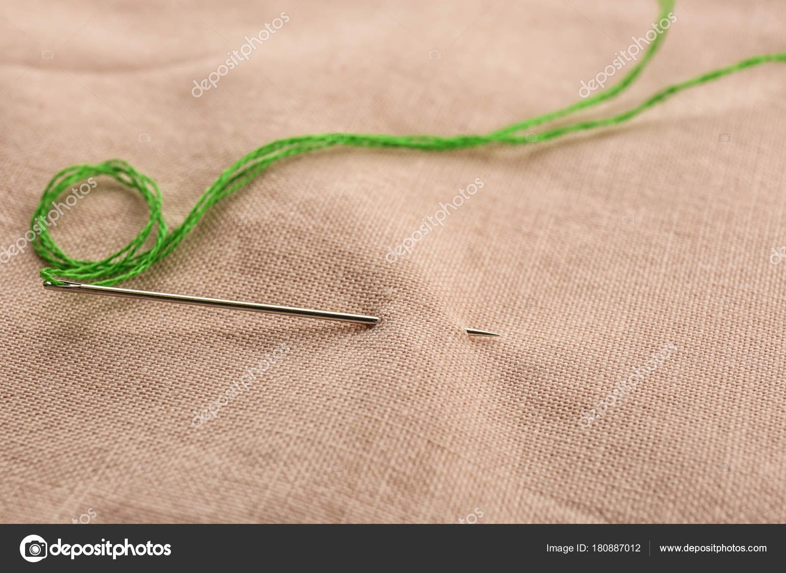 Fabric Sewing Thread Needle Closeup — Stock Photo © belchonock #180887012