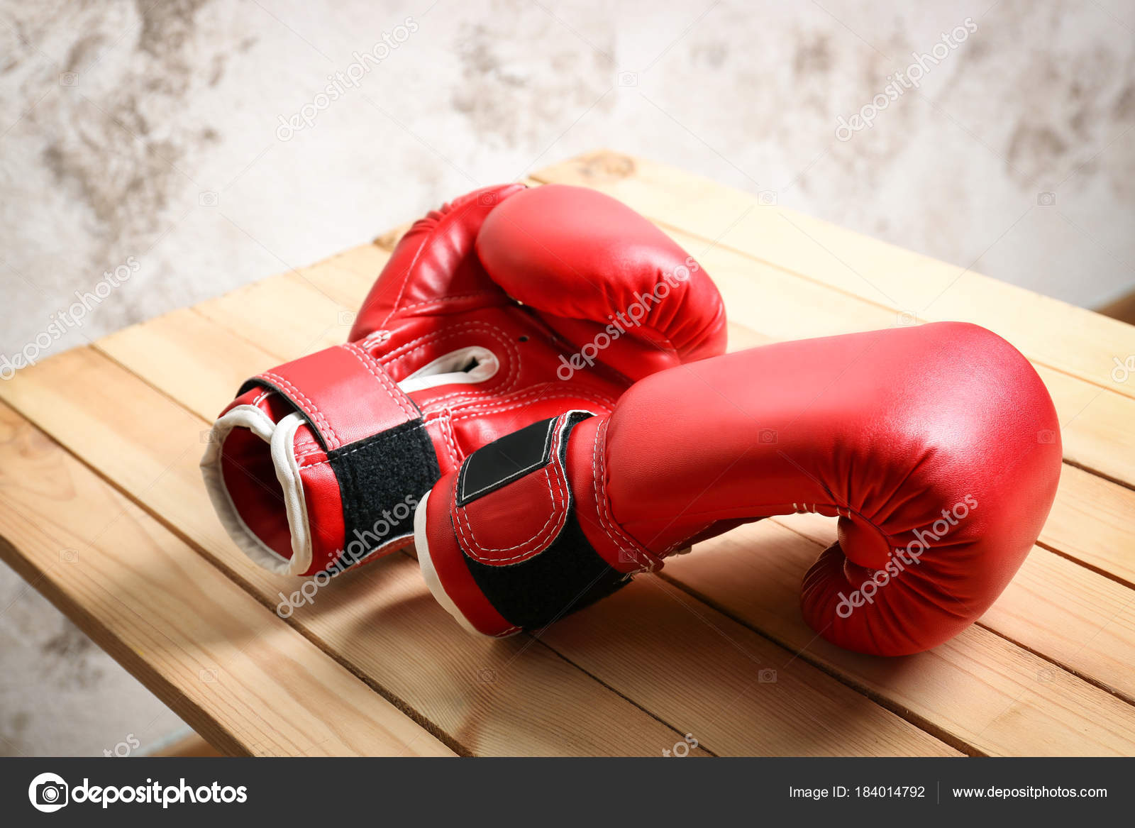 Boxing Gloves Wooden Bench — Stock Photo © belchonock #184014792