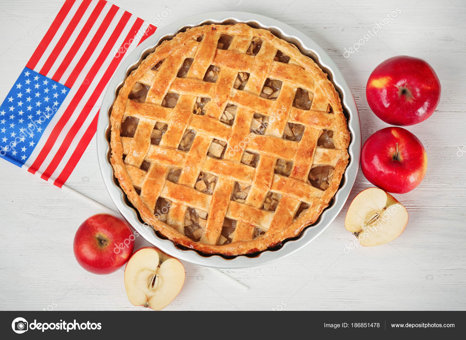 Patriotic Apple Pie
