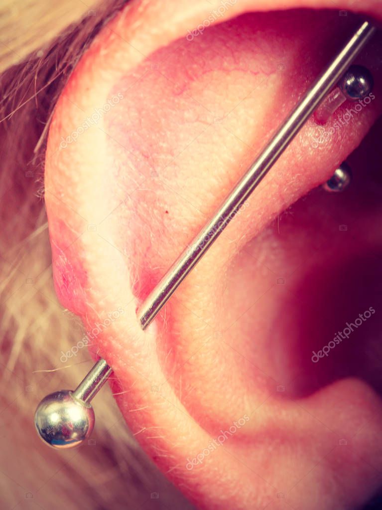 Piercing de oreja de hombre, túnel enchufe negro, industrial y torre 2025