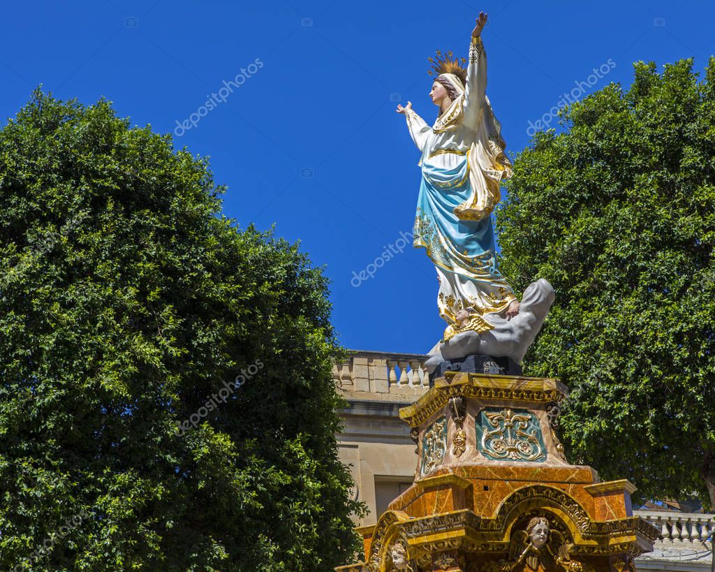 Estatua de Santa Marija en Gozo 2024