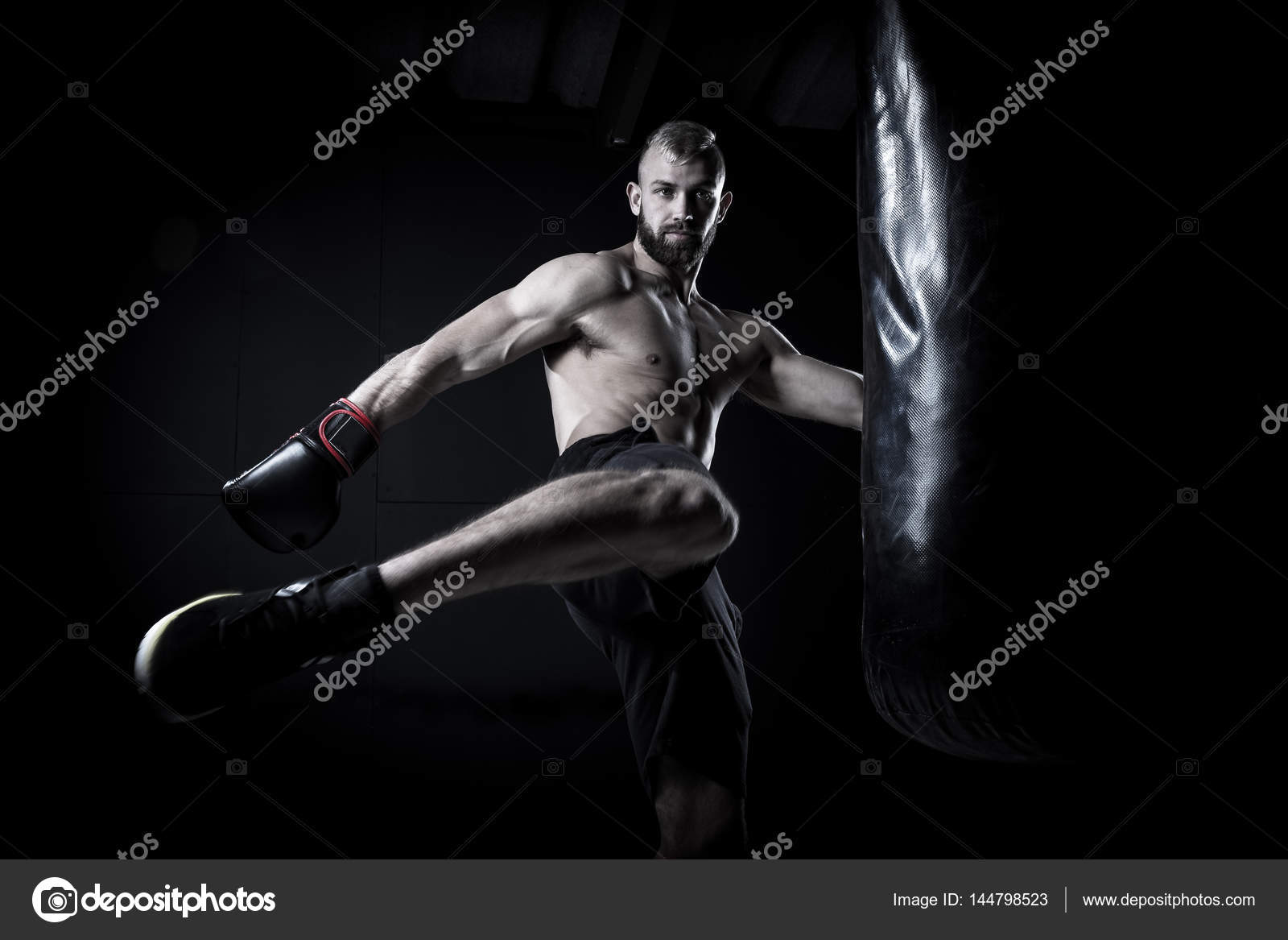 Male Athlete boxer Stock Photo by ©dewald@dewaldkirsten 144798523