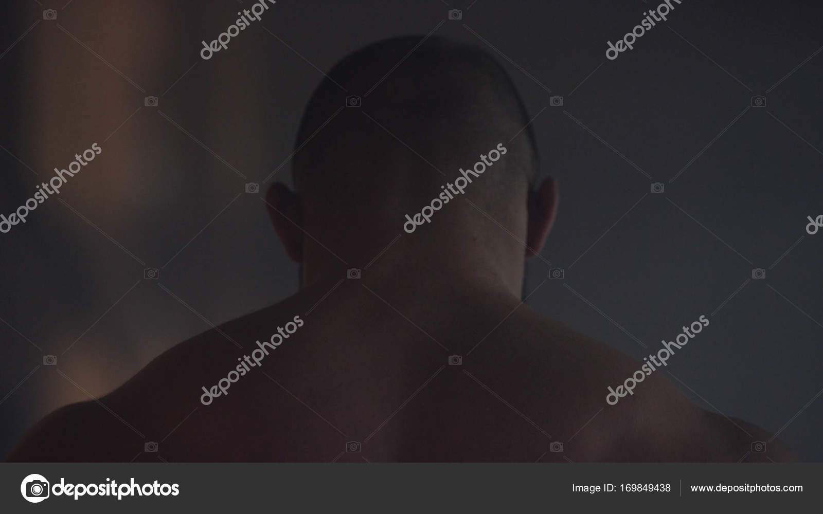 Muscular man go to blur back view. Muscular mans back. Bodybuilder ...