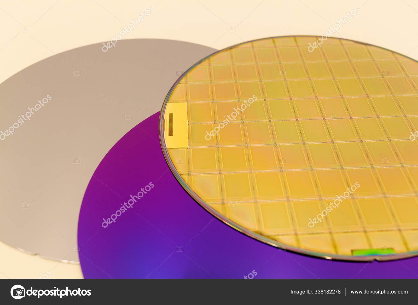 Silicon Wafers three types -empty grey wafer,purple wafer with SiO film ...