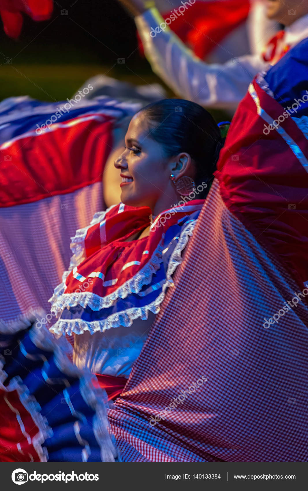 Young woman dancer from Costa Rica in traditional costume – Stock ...