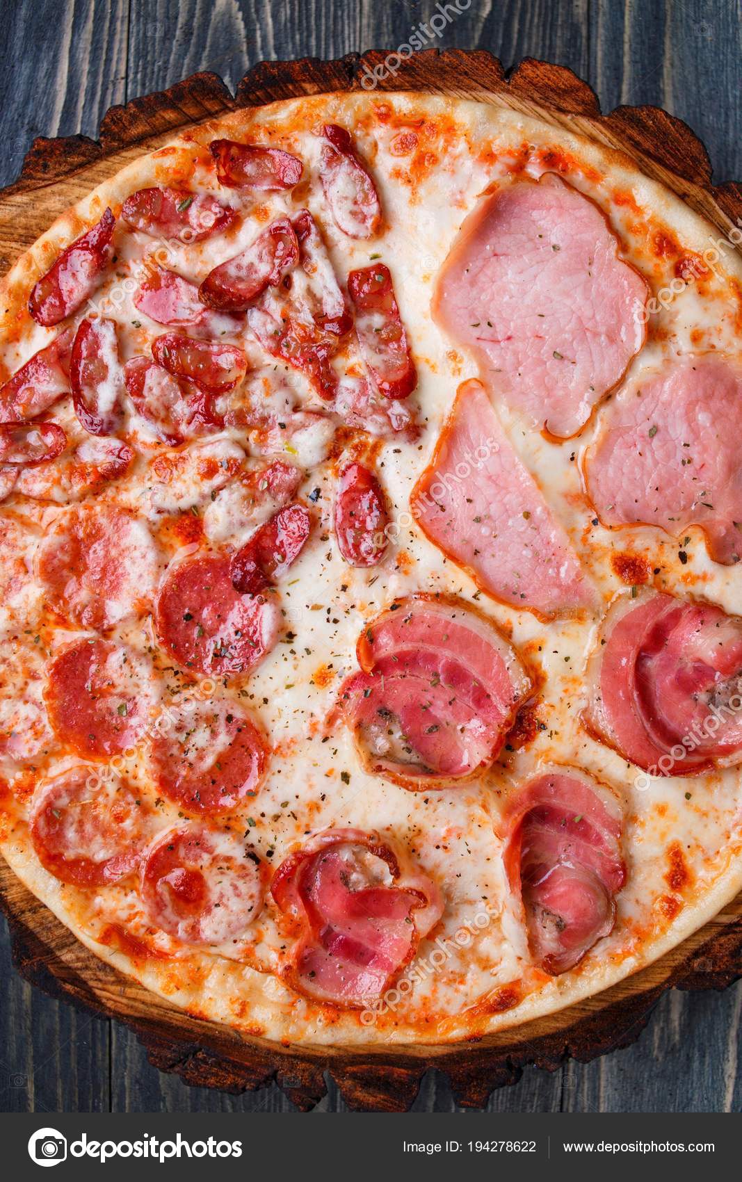 Pizza texture. Close up of pizza with bacon, salami,ham and pepp Stock ...
