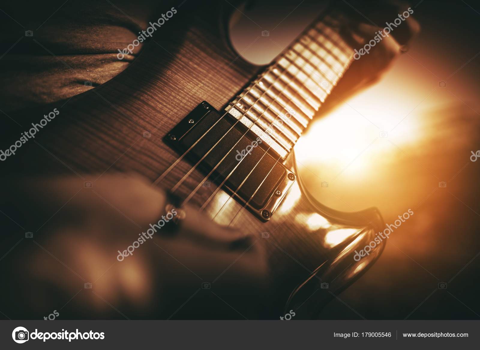 Electric Guitar Performance Stock Photo by ©welcomia 179005546