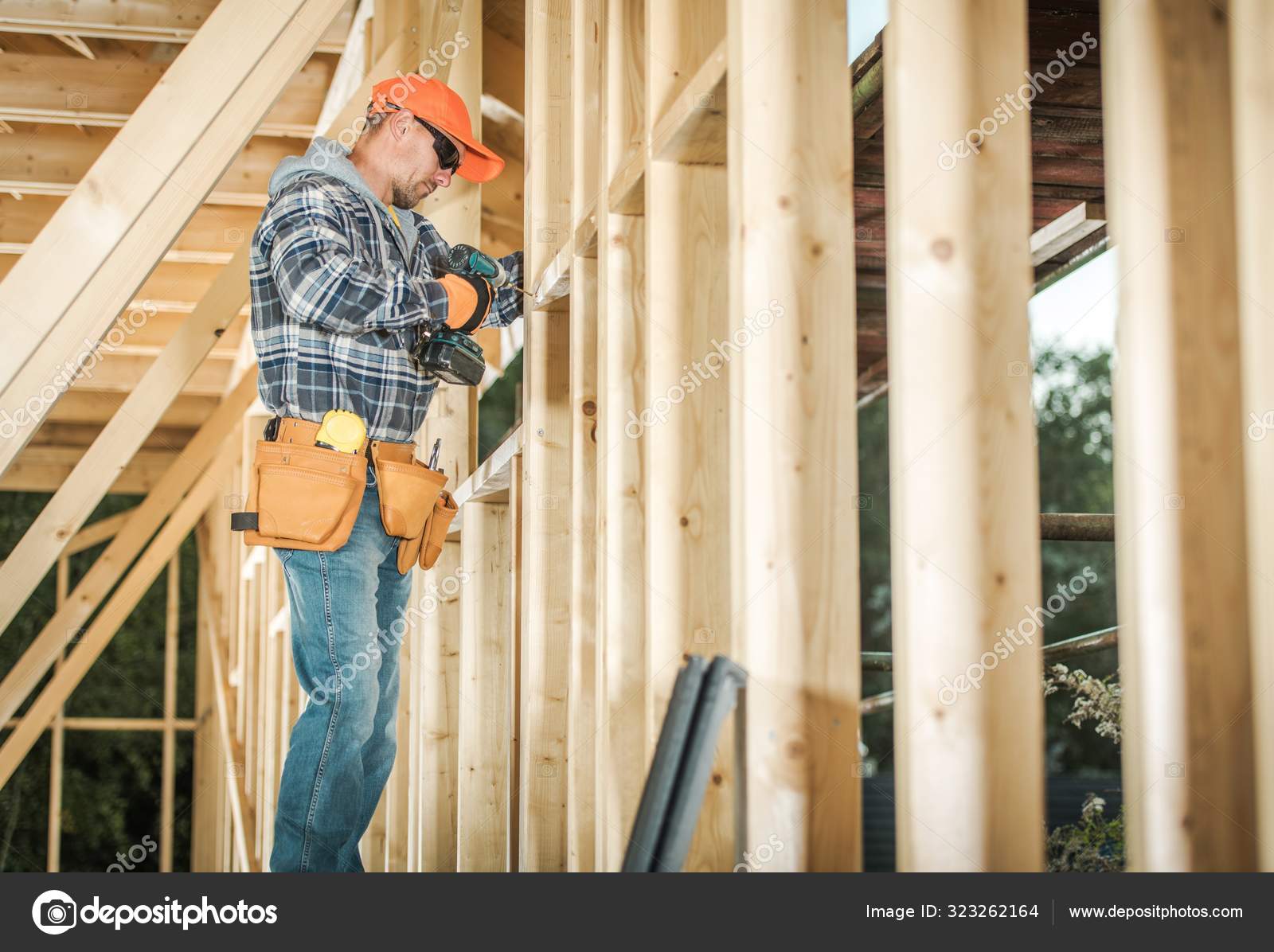 Wood House Frame Construction Stock Photo by ©welcomia 323262164