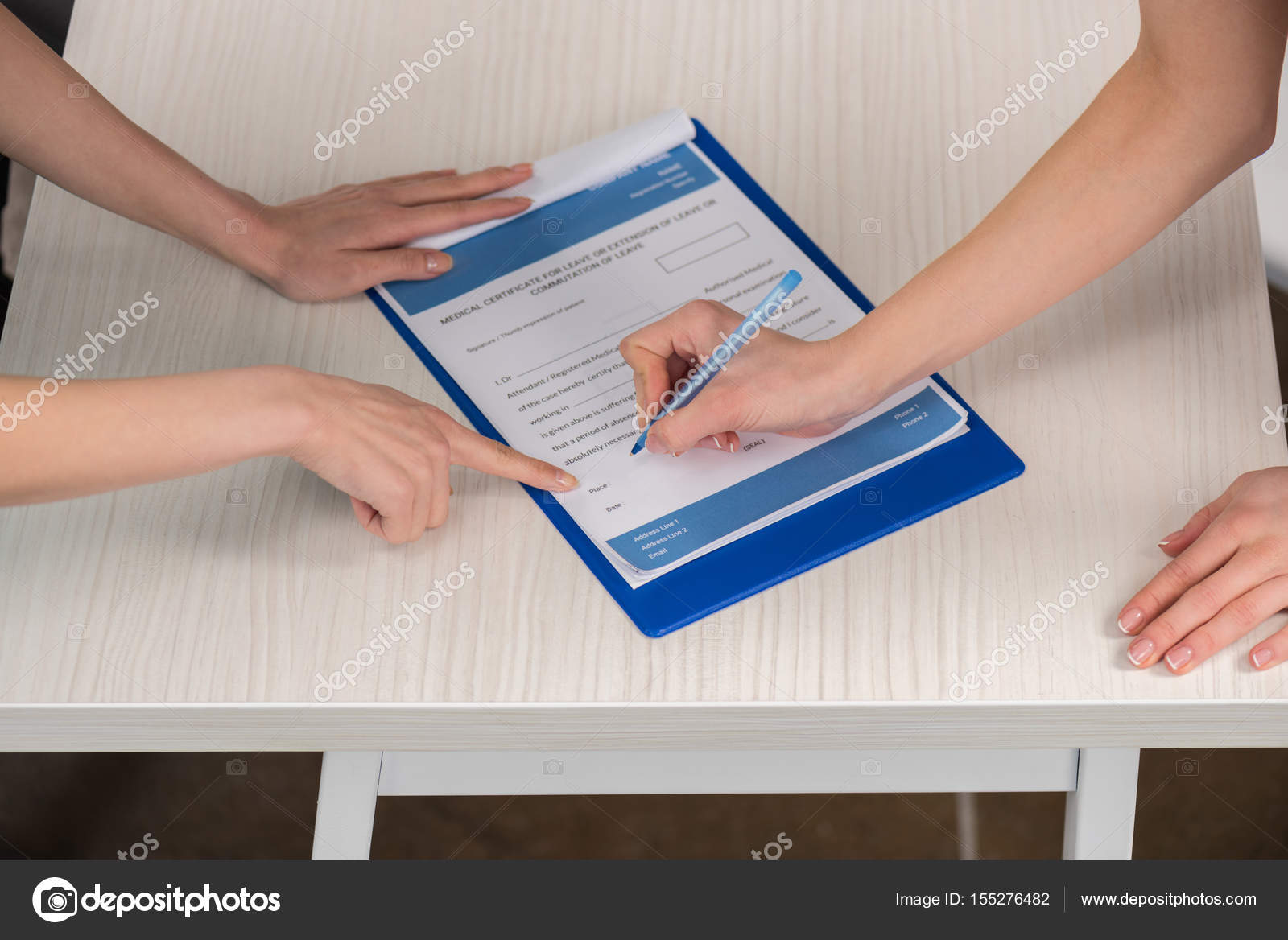 Person signing contract — Stock Photo © AlexLipa #155276482