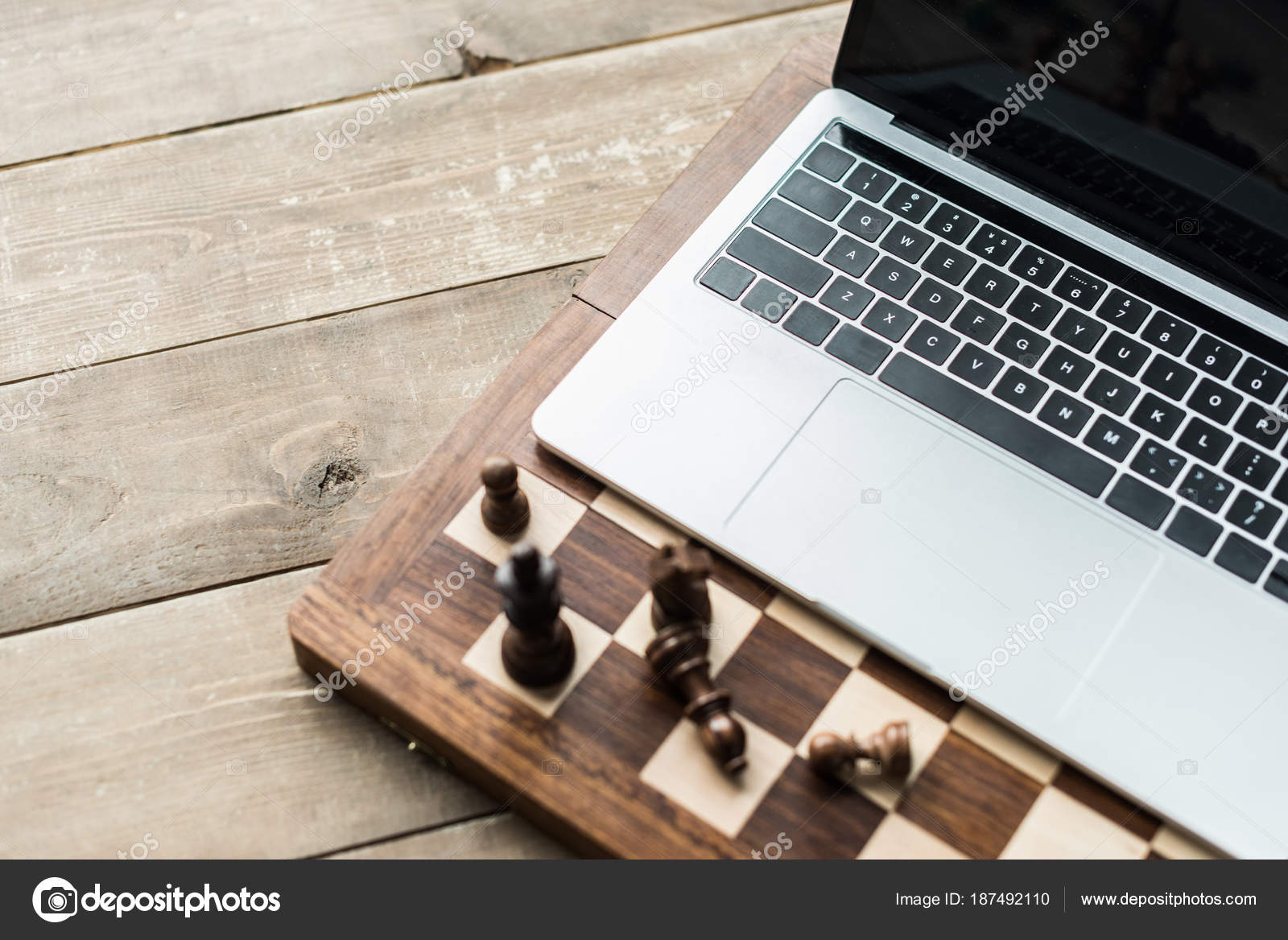 Chess Board Chess Pieces Laptop Rustic Wooden Surface — Stock Photo © Y ...