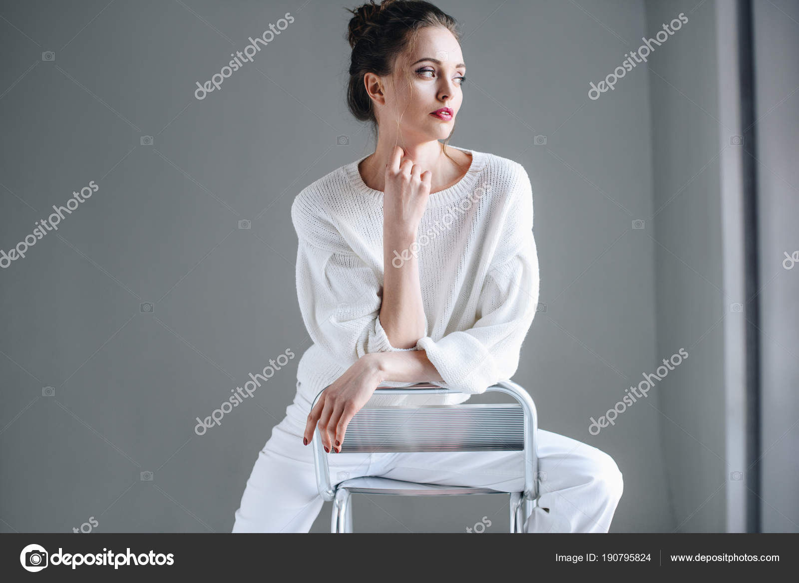 Portrait Beautiful Brunette Woman Trendy White Clothes Sitting Chair ...