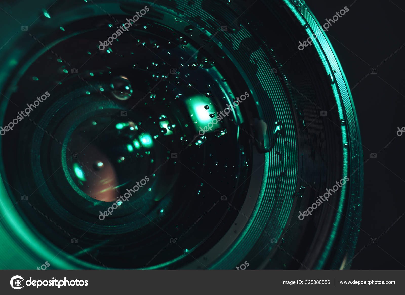 Close Beautiful Camera Lens Drop Water Aqua Menthe Light Background ...