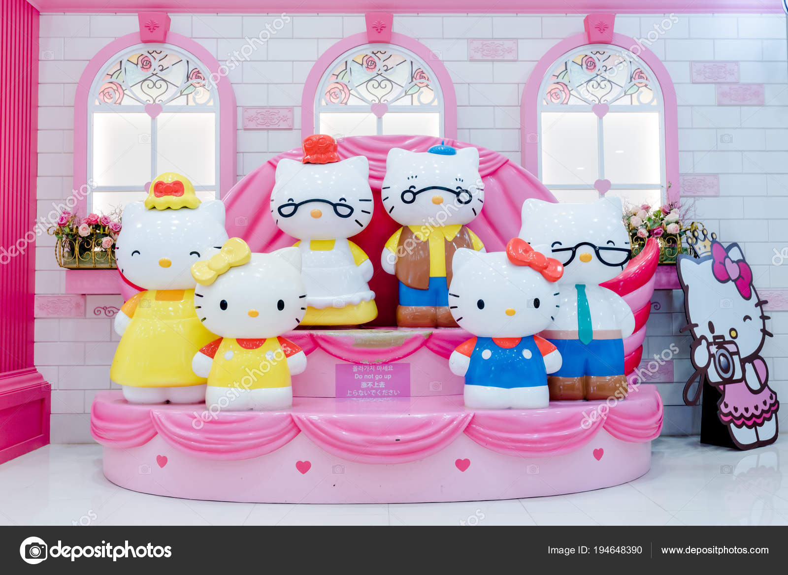 Hello Kitty September