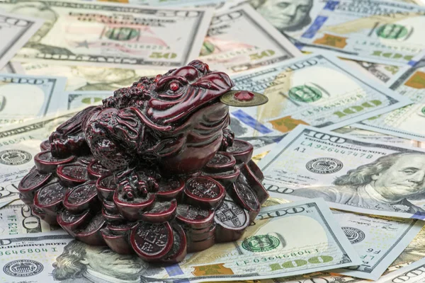 sapo dinero de tres patas Jin Chan como un símbolo chino de la riqueza ...